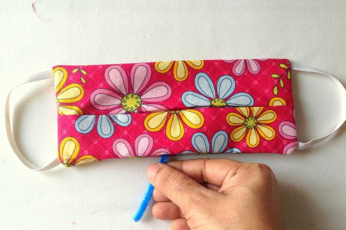 How to Sew Masks with Filter Pockets - Sew Crafty Me