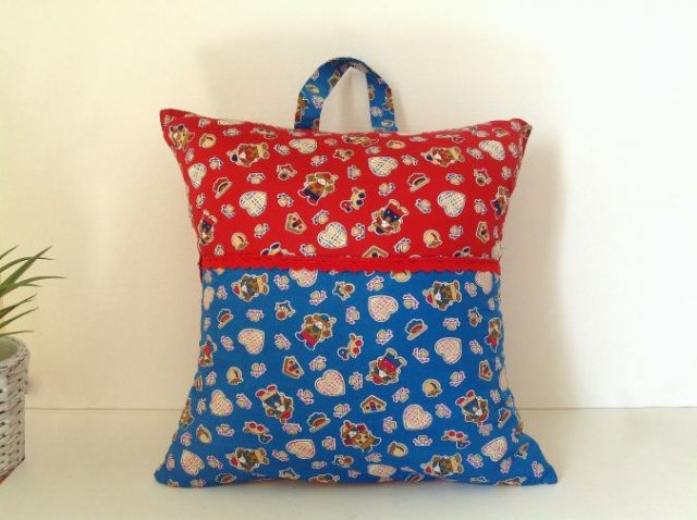 Easy DIY Reading Pillow Tutorial - Sew Crafty Me