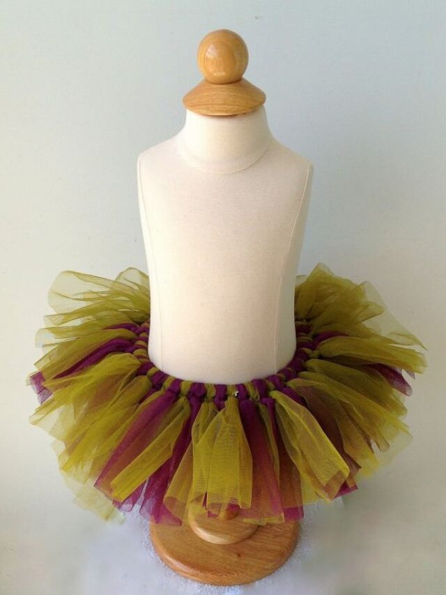 Make Fun & Fluffy Tutus Without Sewing! - Sew Crafty Me