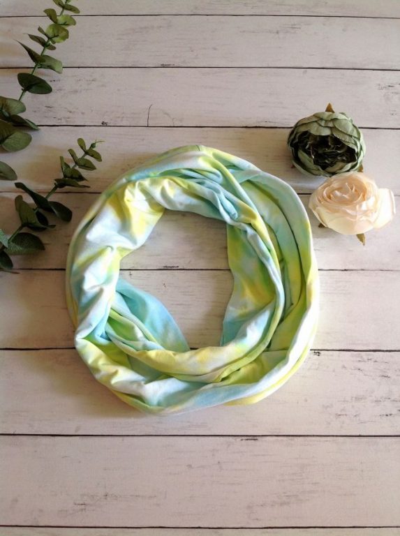 How to Sew an Infinity Scarf in Minutes - Sew Crafty Me