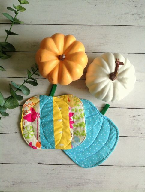 Easy Pumpkin Pot Holder Sewing Pattern - Sew Crafty Me