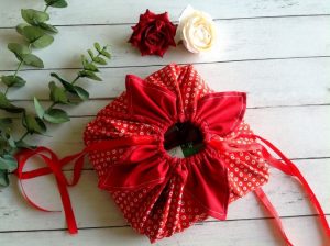 Sewing Pattern for a Drawstring Make-Up Pouch - Sew Crafty Me